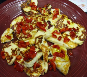 Fried Halloumi with chilli - Halloumi Tyganito me piperies | Greek Recipes